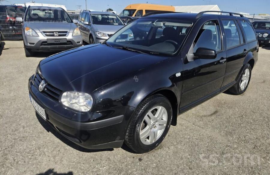 Melns Volkswagen Golf 2002 Bauska, ar dzinēja tilpumu 1.90 L un nobraukumu 300 tūkst. km par 2590 €, foto 3 vietnē AUTOMOTO.COM.LV