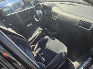 Melns Volkswagen Golf 2002 Bauska, ar dzinēja tilpumu 1.90 L un nobraukumu 300 tūkst. km par 2590 €, foto 6 vietnē AUTOMOTO.COM.LV