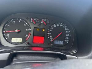 Melns Volkswagen Golf 2002 Joniškis, ar dzinēja tilpumu 1.60 L un nobraukumu 350 tūkst. km par 450 €, foto 13 vietnē AUTOMOTO.COM.LV