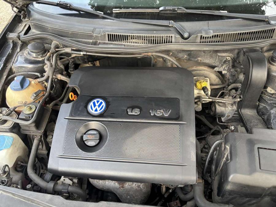 Melns Volkswagen Golf 2002 Joniškis, ar dzinēja tilpumu 1.60 L un nobraukumu 350 tūkst. km par 450 €, foto 14 vietnē AUTOMOTO.COM.LV