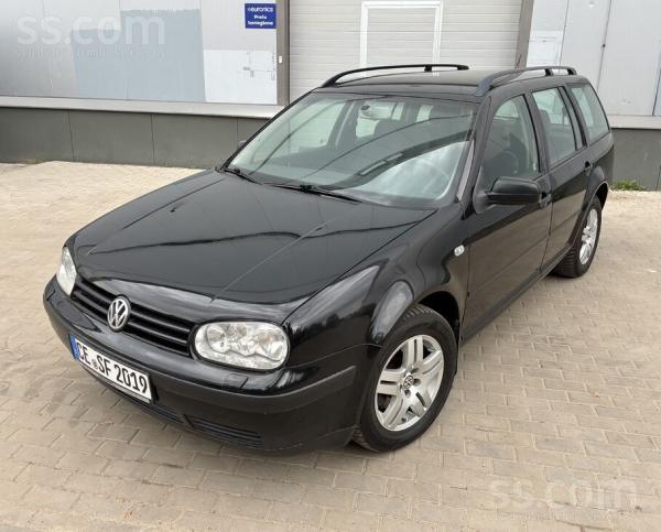 Melns Volkswagen Golf 2002 Rīga, ar dzinēja tilpumu 1.90 L un nobraukumu 291 tūkst. km par 2450 €, foto 1 vietnē AUTOMOTO.COM.LV