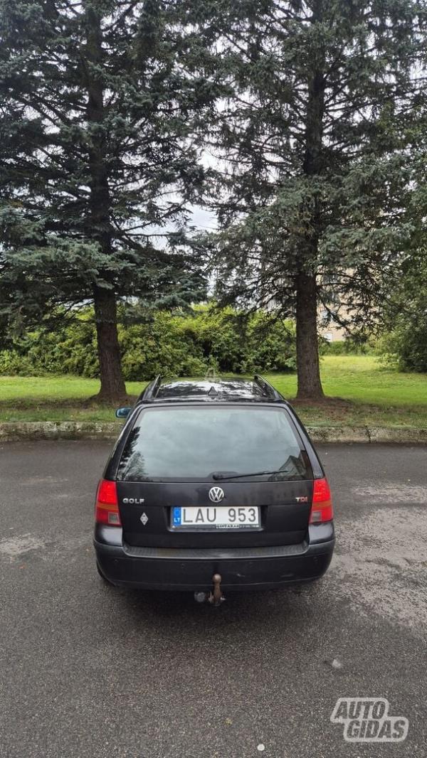 Volkswagen Golf 2002 in Alytus on AUTOMOTO.COM.LV Black Volkswagen Golf 2002 in Alytus, with an engine capacity of 1.90 L and mileage of 542 thousand km for 1150 β¬, photo 5 on AUTOMOTO.COM.LV