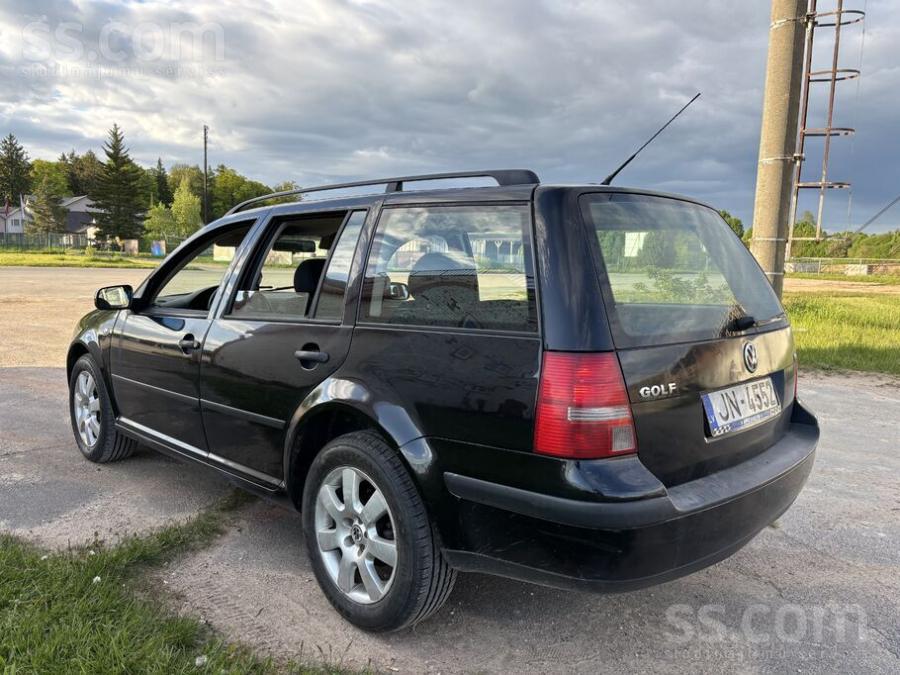 Melns Volkswagen Golf 2003 Bauska, ar dzinēja tilpumu 1.90 L un nobraukumu 361 tūkst. km par 1250 €, foto 2 vietnē AUTOMOTO.COM.LV