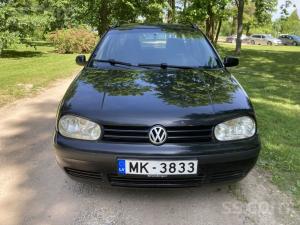 Melns Volkswagen Golf 2003 Jelgava, ar dzinēja tilpumu 1.90 L un nobraukumu 407 tūkst. km par 1390 €, foto 2 vietnē AUTOMOTO.COM.LV