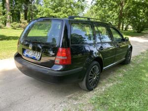 Melns Volkswagen Golf 2003 Jelgava, ar dzinēja tilpumu 1.90 L un nobraukumu 407 tūkst. km par 1390 €, foto 4 vietnē AUTOMOTO.COM.LV