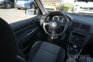 Black Volkswagen Golf 2003 in Riga, with an engine capacity of 1.60 L and mileage of 204 thousand km for 2790 €, photo 10 on AUTOMOTO.COM.LV