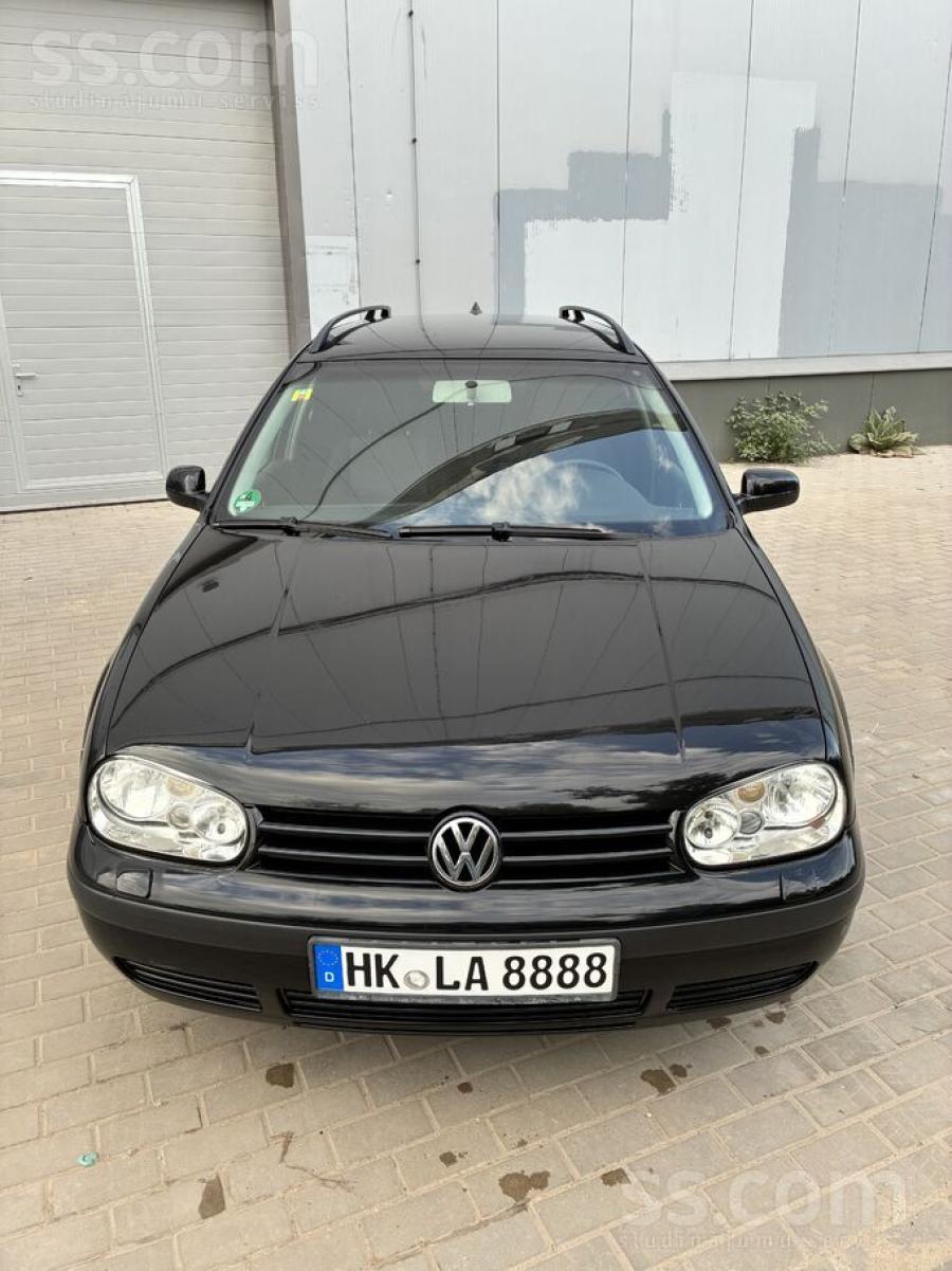 Melns Volkswagen Golf 2003 Rīga, ar dzinēja tilpumu 1.90 L un nobraukumu 303 tūkst. km par 2450 €, foto 4 vietnē AUTOMOTO.COM.LV