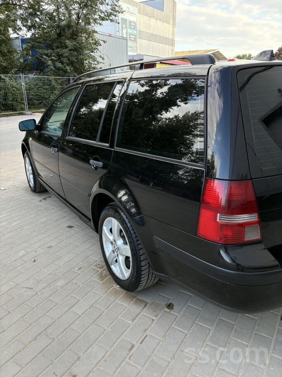 Melns Volkswagen Golf 2003 Rīga, ar dzinēja tilpumu 1.90 L un nobraukumu 303 tūkst. km par 2450 €, foto 9 vietnē AUTOMOTO.COM.LV