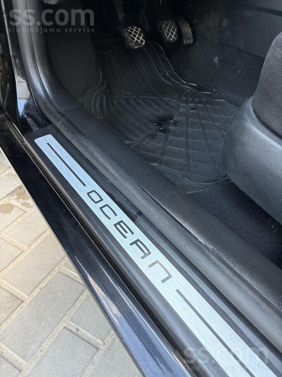 Melns Volkswagen Golf 2003 Rīga, ar dzinēja tilpumu 1.90 L un nobraukumu 303 tūkst. km par 2450 €, foto 22 vietnē AUTOMOTO.COM.LV