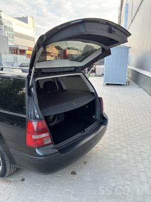Melns Volkswagen Golf 2003 Rīga, ar dzinēja tilpumu 1.90 L un nobraukumu 303 tūkst. km par 2450 €, foto 25 vietnē AUTOMOTO.COM.LV