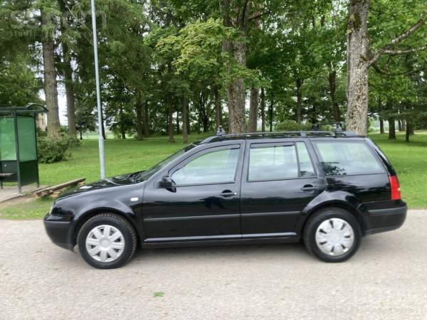 Black Volkswagen Golf 2004 in Jelgava, with an engine capacity of 1.90 L and mileage of 386 thousand km for 1390 €, photo 8 on AUTOMOTO.COM.LV