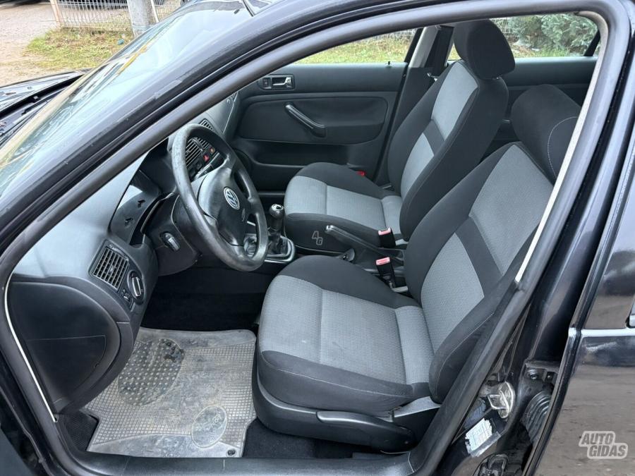 Melns Volkswagen Golf 2004 Ignalina, ar dzinēja tilpumu 1.90 L un nobraukumu 327 tūkst. km par 1550 €, foto 12 vietnē AUTOMOTO.COM.LV