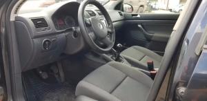Melns Volkswagen Golf 2004 Valmiera, ar dzinēja tilpumu 2.00 L un nobraukumu 331 tūkst. km par 1900 €, foto 11 vietnē AUTOMOTO.COM.LV