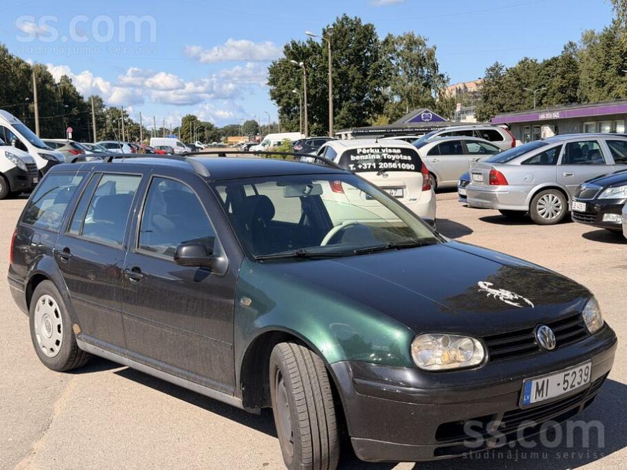 Black Volkswagen Golf 2004 in Riga, with an engine capacity of 1.90 L and mileage of 292 thousand km for 1400 €, photo 1 on AUTOMOTO.COM.LV