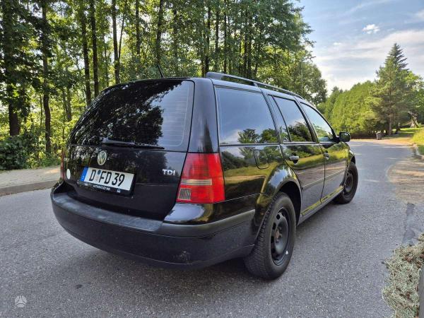Black Volkswagen Golf 2005 in Utena, with an engine capacity of 1.90 L and mileage of 173 thousand km for 2190 €, photo 4 on AUTOMOTO.COM.LV