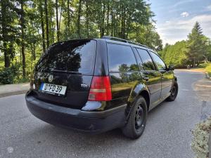 Black Volkswagen Golf 2005 in Utena, with an engine capacity of 1.90 L and mileage of 173 thousand km for 2190 €, photo 5 on AUTOMOTO.COM.LV