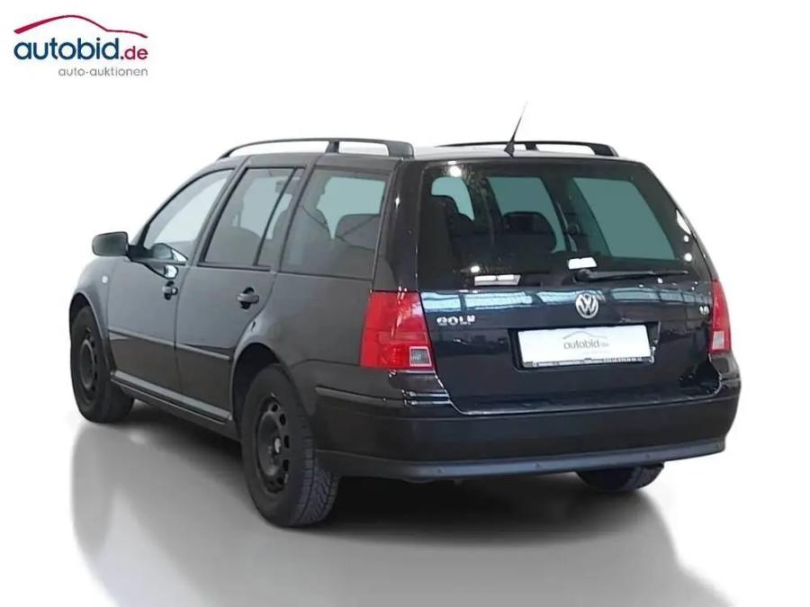 Melns Volkswagen Golf 2006 Limbaži, ar dzinēja tilpumu 1.60 L un nobraukumu 166 tūkst. km par 3250 €, foto 5 vietnē AUTOMOTO.COM.LV