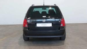 Melns Volkswagen Golf 2006 Limbaži, ar dzinēja tilpumu 1.60 L un nobraukumu 166 tūkst. km par 3250 €, foto 6 vietnē AUTOMOTO.COM.LV