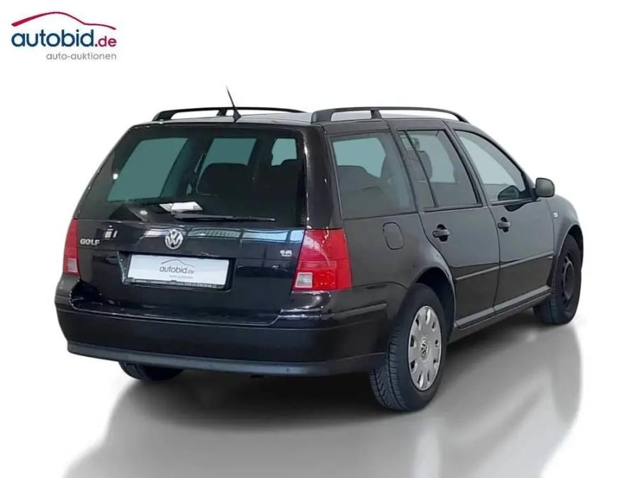 Melns Volkswagen Golf 2006 Limbaži, ar dzinēja tilpumu 1.60 L un nobraukumu 166 tūkst. km par 3250 €, foto 7 vietnē AUTOMOTO.COM.LV