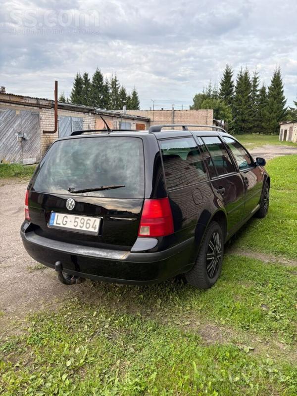 Black Volkswagen Golf 2006 in Valmiera, with an engine capacity of 1.90 L and mileage of 453 thousand km for 1500 €, photo 4 on AUTOMOTO.COM.LV