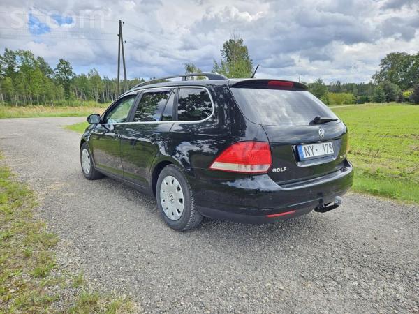 Black Volkswagen Golf 2007 in Ogre, with an engine capacity of 2.00 L and mileage of 262 thousand km for 2290 €, photo 2 on AUTOMOTO.COM.LV
