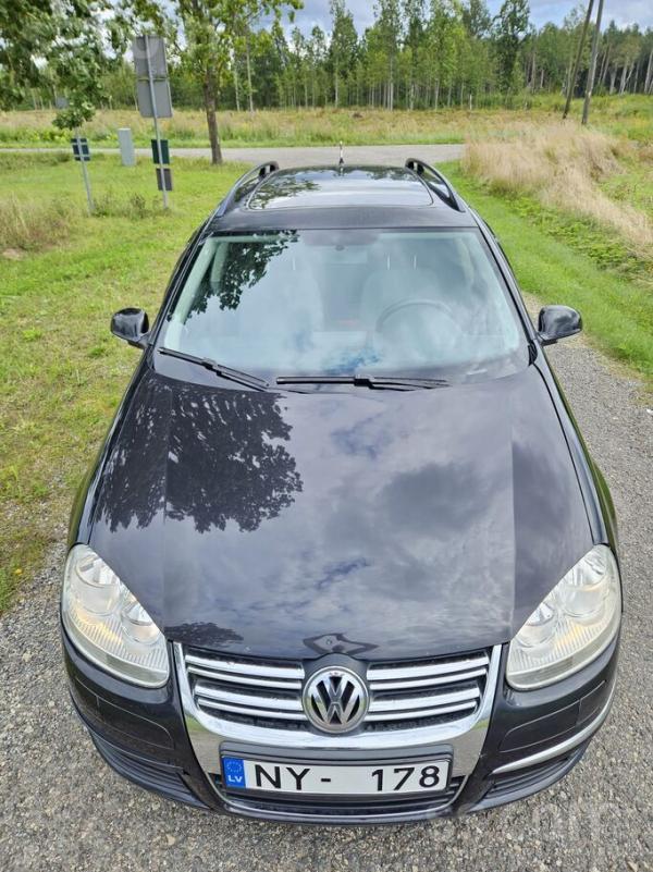 Black Volkswagen Golf 2007 in Ogre, with an engine capacity of 2.00 L and mileage of 262 thousand km for 2290 €, photo 8 on AUTOMOTO.COM.LV