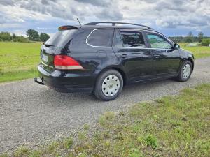 Black Volkswagen Golf 2007 in Ogre, with an engine capacity of 2.00 L and mileage of 262 thousand km for 2290 €, photo 9 on AUTOMOTO.COM.LV