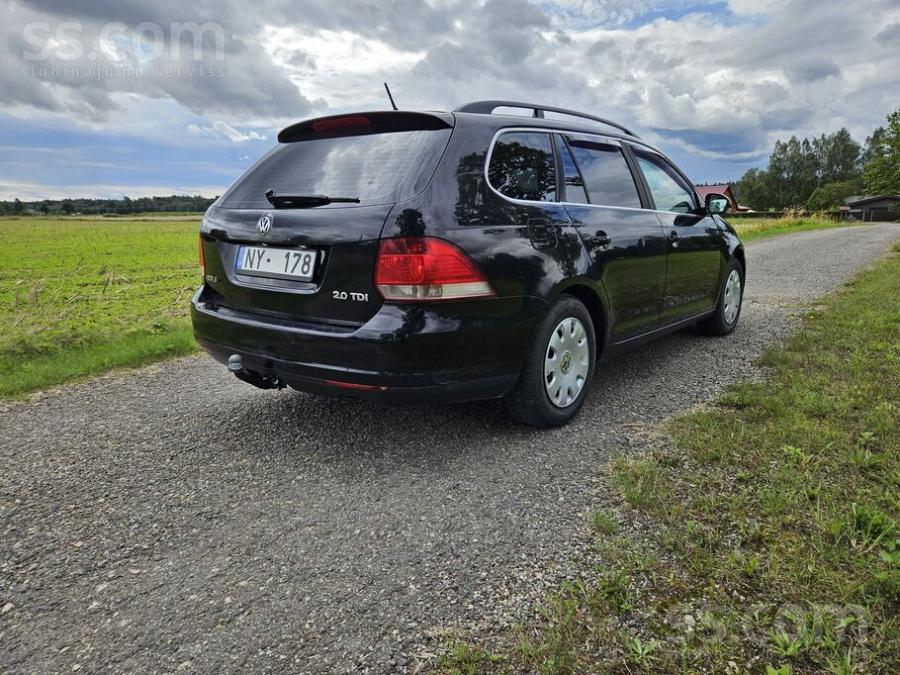 Black Volkswagen Golf 2007 in Ogre, with an engine capacity of 2.00 L and mileage of 262 thousand km for 2290 €, photo 10 on AUTOMOTO.COM.LV