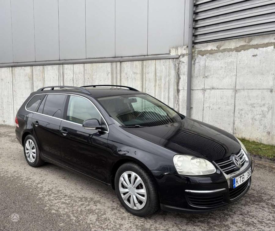 Melns Volkswagen Golf 2007 Viļņa, ar dzinēja tilpumu 1.90 L un nobraukumu 334 tūkst. km par 1850 €, foto 1 vietnē AUTOMOTO.COM.LV