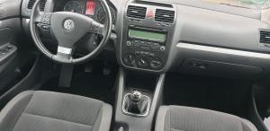 Black Volkswagen Golf 2007 in Kedainiai, with an engine capacity of 1.90 L and mileage of 190 thousand km for 2600 €, photo 12 on AUTOMOTO.COM.LV
