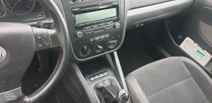 Black Volkswagen Golf 2007 in Kedainiai, with an engine capacity of 1.90 L and mileage of 190 thousand km for 2600 €, photo 16 on AUTOMOTO.COM.LV