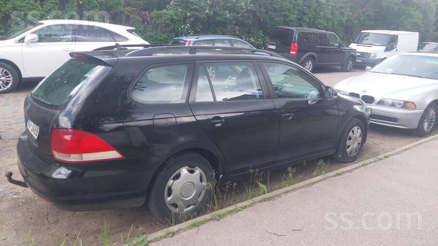Melns Volkswagen Golf 2007 Rīga, ar dzinēja tilpumu 1.90 L un nobraukumu 455 tūkst. km par 1500 €, foto 10 vietnē AUTOMOTO.COM.LV