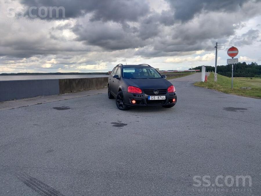 Melns Volkswagen Golf 2007 Rīga, ar dzinēja tilpumu 1.90 L un nobraukumu 163 tūkst. km par 980 €, foto 4 vietnē AUTOMOTO.COM.LV
