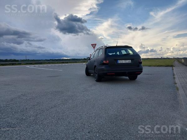 Melns Volkswagen Golf 2007 Rīga, ar dzinēja tilpumu 1.90 L un nobraukumu 163 tūkst. km par 980 €, foto 4 vietnē AUTOMOTO.COM.LV