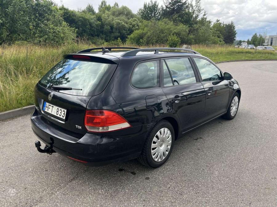 Melns Volkswagen Golf 2007 Viļņa, ar dzinēja tilpumu 1.90 L un nobraukumu 375 tūkst. km par 1200 €, foto 4 vietnē AUTOMOTO.COM.LV
