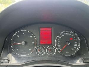 Melns Volkswagen Golf 2007 Viļņa, ar dzinēja tilpumu 1.90 L un nobraukumu 375 tūkst. km par 1200 €, foto 18 vietnē AUTOMOTO.COM.LV