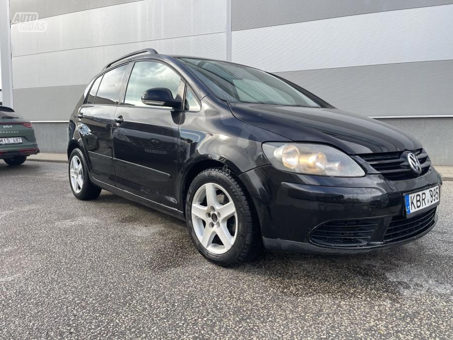 Black Volkswagen Golf 2007 in Vilnius, with an engine capacity of 1.90 L and mileage of 260 thousand km for 1600 €, photo 9 on AUTOMOTO.COM.LV
