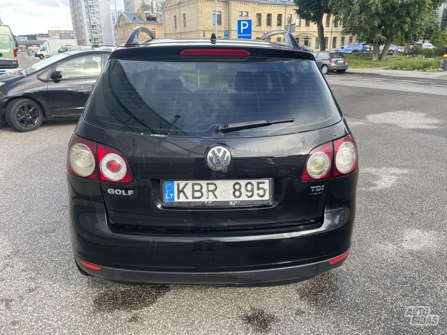 Black Volkswagen Golf 2007 in Vilnius, with an engine capacity of 1.90 L and mileage of 260 thousand km for 1600 €, photo 13 on AUTOMOTO.COM.LV