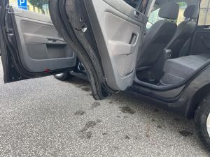 Black Volkswagen Golf 2007 in Vilnius, with an engine capacity of 1.90 L and mileage of 260 thousand km for 1600 €, photo 16 on AUTOMOTO.COM.LV