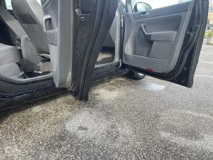 Black Volkswagen Golf 2007 in Vilnius, with an engine capacity of 1.90 L and mileage of 260 thousand km for 1600 €, photo 17 on AUTOMOTO.COM.LV