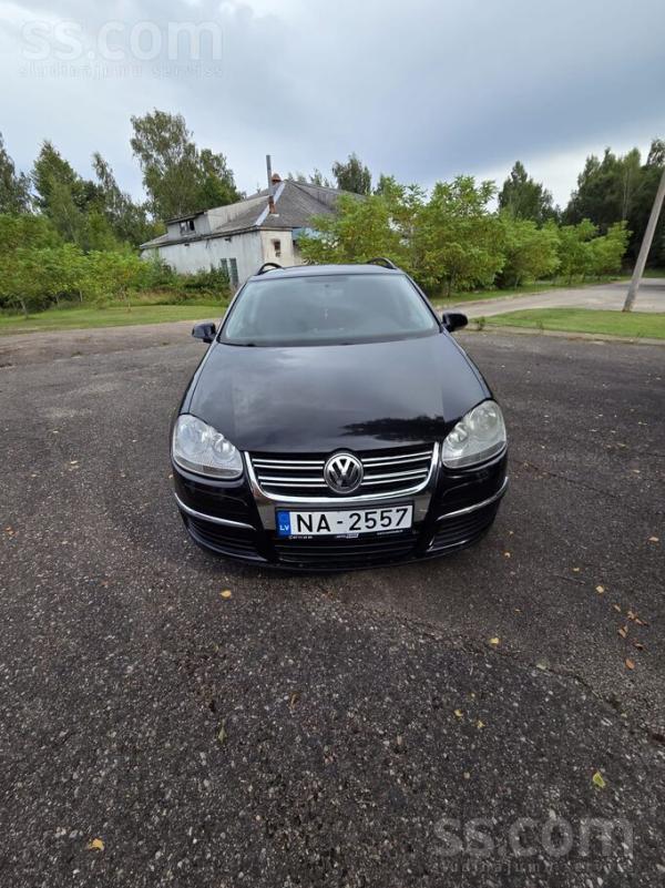 Black Volkswagen Golf 2007 in Daugavpils, with an engine capacity of 1.90 L and mileage of 354 thousand km for 1500 €, photo 4 on AUTOMOTO.COM.LV