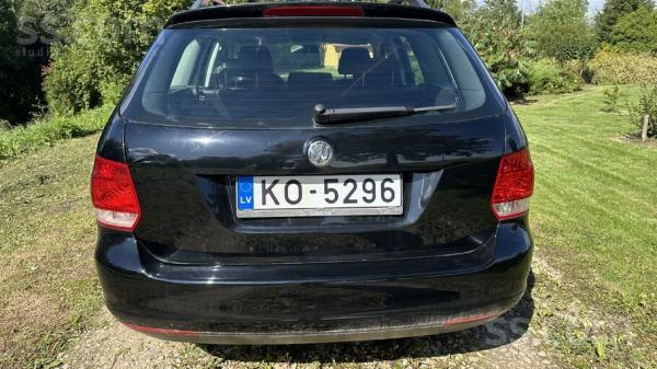Black Volkswagen Golf 2007 in Riga, with an engine capacity of 1.90 L and mileage of 369 thousand km for 2500 €, photo 3 on AUTOMOTO.COM.LV