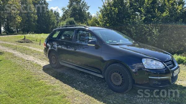 Black Volkswagen Golf 2007 in Riga, with an engine capacity of 1.90 L and mileage of 369 thousand km for 2500 €, photo 5 on AUTOMOTO.COM.LV