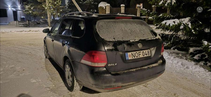 Black Volkswagen Golf 2008 in Vilnius, with an engine capacity of 1.90 L and mileage of 307 thousand km for 900 €, photo 6 on AUTOMOTO.COM.LV