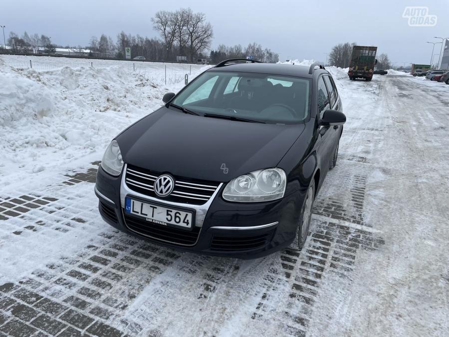 Melns Volkswagen Golf 2008 Viļņa, ar dzinēja tilpumu 1.90 L un nobraukumu 351 tūkst. km par 2600 €, foto 2 vietnē AUTOMOTO.COM.LV