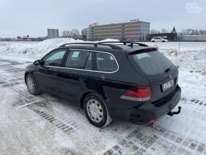 Melns Volkswagen Golf 2008 Viļņa, ar dzinēja tilpumu 1.90 L un nobraukumu 351 tūkst. km par 2600 €, foto 5 vietnē AUTOMOTO.COM.LV