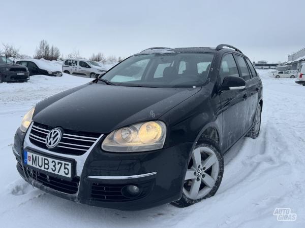Black Volkswagen Golf 2008 in Panevezys, with an engine capacity of 1.90 L and mileage of 400 thousand km for 1580 €, photo 2 on AUTOMOTO.COM.LV