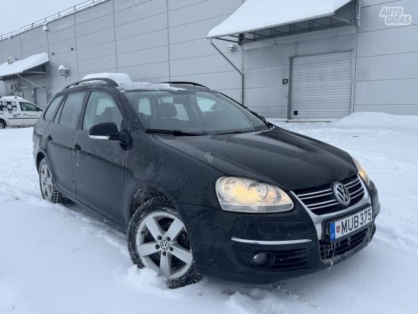 Black Volkswagen Golf 2008 in Panevezys, with an engine capacity of 1.90 L and mileage of 400 thousand km for 1580 €, photo 5 on AUTOMOTO.COM.LV