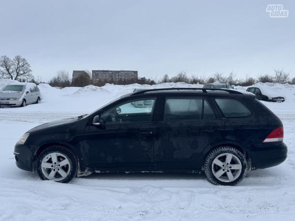Black Volkswagen Golf 2008 in Panevezys, with an engine capacity of 1.90 L and mileage of 400 thousand km for 1580 €, photo 8 on AUTOMOTO.COM.LV