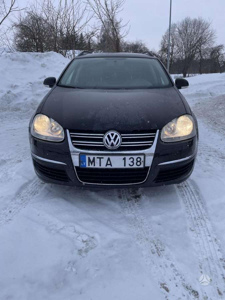 Melns Volkswagen Golf 2008 Biržai, ar dzinēja tilpumu 1.90 L un nobraukumu 290 tūkst. km par 2650 €, foto 5 vietnē AUTOMOTO.COM.LV